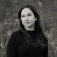 Elizabeth Rivelli, Contributing Writer